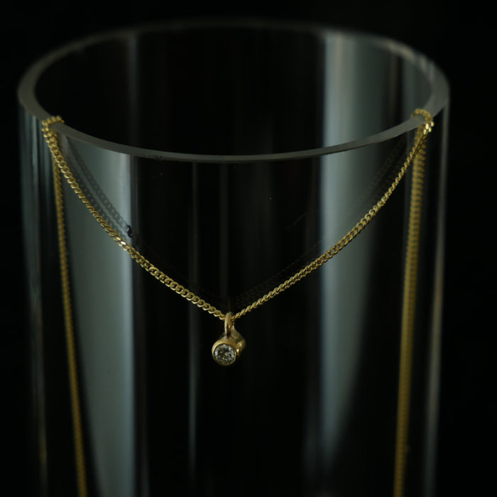 9ct gold tiny diamond necklace